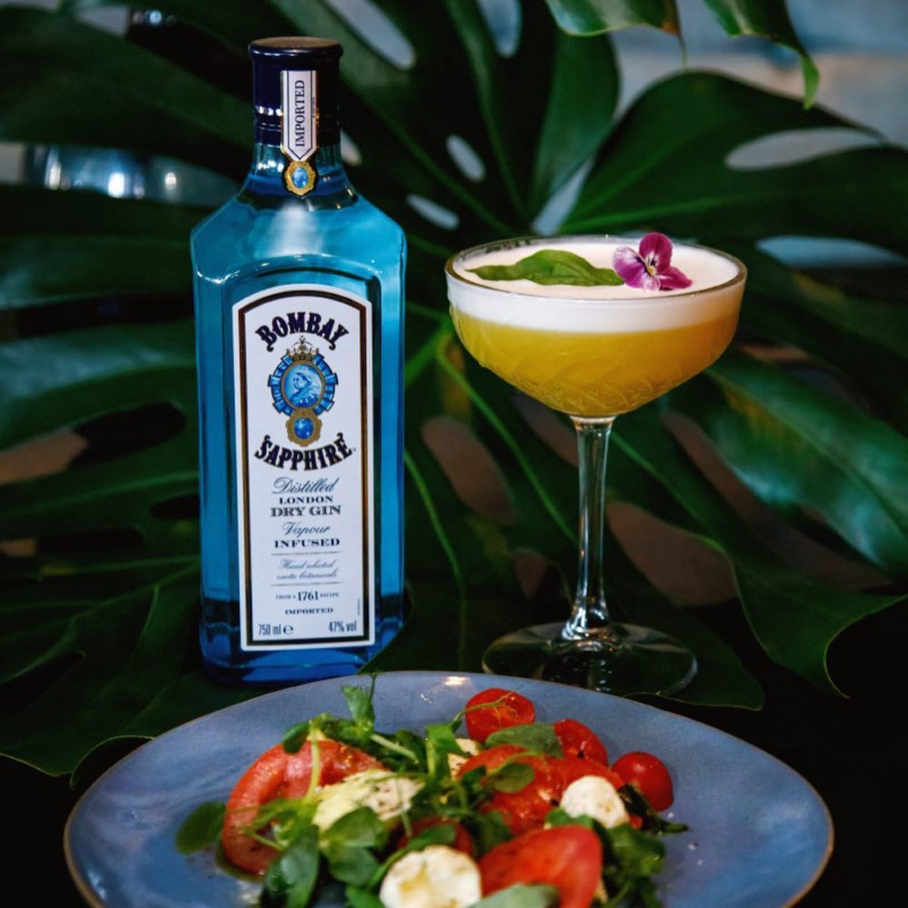 Bombay Sapphire Cocktail & Dinner Date Night at Harrington's Cocktail ...