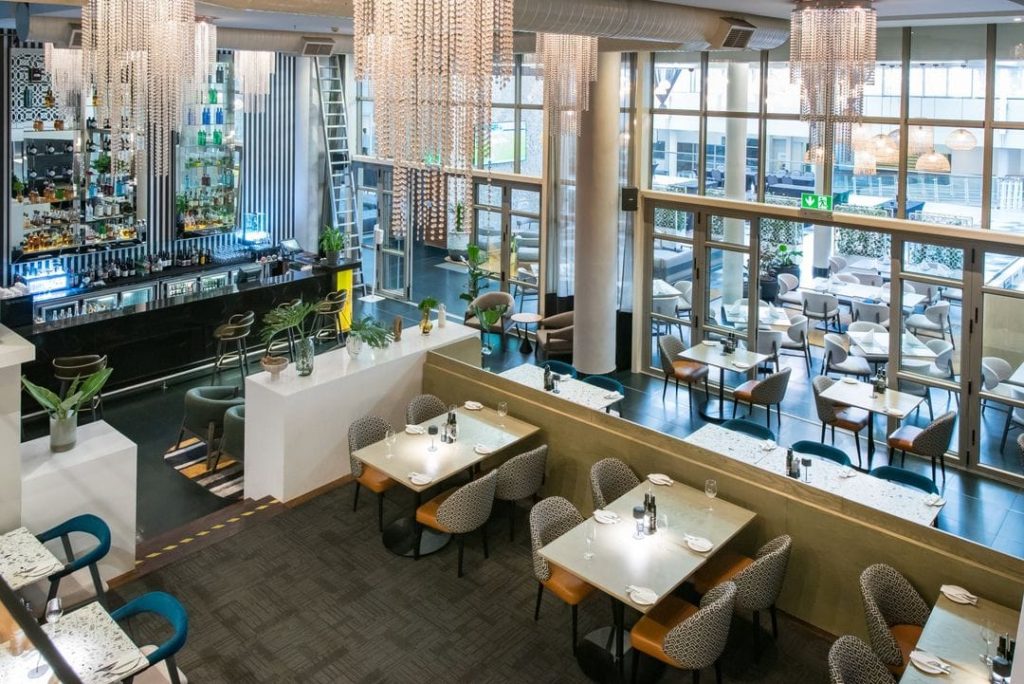 Buffet Lunch with Dad-approved Desserts at Bistro 31
